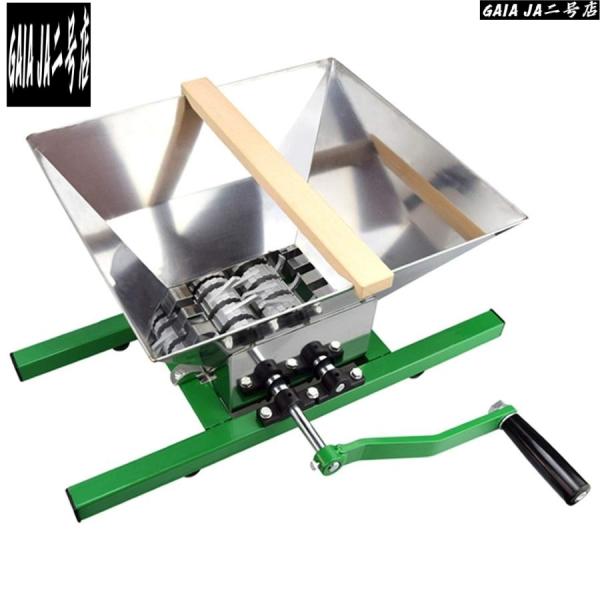 野菜や果物を簡単にしかも短時間で小さく粉砕できる粉砕機が登場！小さく粉砕して堆肥化をスムーズに行えるので、食品残渣の処理でお困りの方に最適です。容積を減らして残渣処理費用の軽減につなげます。7Lの大容量ホッパーは、たくさんの材料を一気に粉砕...