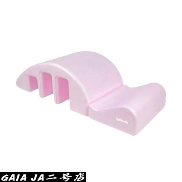 コンパクトなピラティスマシンです。脊柱の柔軟性の向上、固定性（安定性）向上のエクササイズに有効。不思議な形な上に、小さくて頼りないですが、これ１台で全身のエクササイズが可能。特に首のアライメント矯正の力は他のピラティス器具をはるかに凌ぎます...