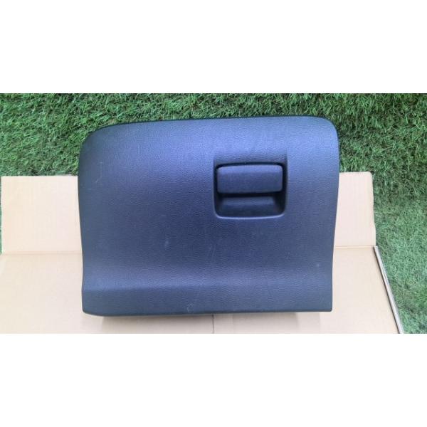 **** 商品説明を必ずご確認ください ****部品管理番号：260509000270210メーカー純正品番：73410-81M03-5PK部品名：グローブBOX部品区分：リサイクル品車名：スペーシア車両タイプ名：5ドアハッチバック通称型式...