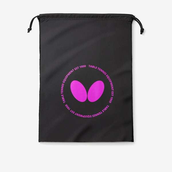 シューズの出し入れがしやすい、大きめのシューズ袋です。 ●素材ナイロン210デニール●サイズ●カラー(016)ロゼ●仕様●付属品●生産国中国製■　こちらの商品はメーカーお取り寄せ商品です。■　※注意事項※「こちらの商品はメーカーの在庫状況を...