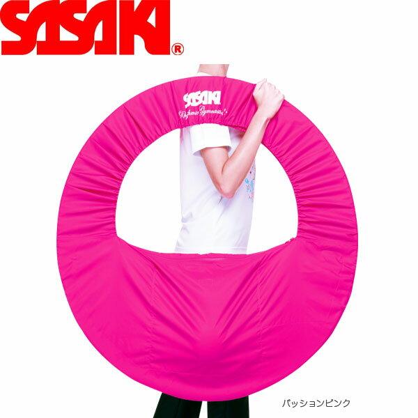 ■商品説明※こちらの商品はメーカー取り寄せ商品となっております。5種目すべての手具を収納できる！便利な新体操専用バッグ。収納部分はファスナー付きで、リボン＆スティック、ロープ、ボール、クラブの専用ポケット付き！ハーフシューズ収納用のポケット...