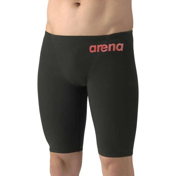 ■ 商品概要セカンドモデル「AQUAFORCE FUSION-ONE」シリーズの競泳水着。公式大会に出場するために必要なWORLD AQUATICS(世界水泳連盟)承認モデルで、初めて布帛水着に挑戦するスイマーにおすすめ。身頃に切り替えのな...