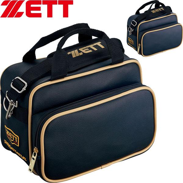 持ち手＋ショルダーが使いやすいミニバッグ。●プロステイタス専用合皮：長年にわたり改良を重ね、辿り着いた耐久力に優れたプロステイタス合皮を本体ベース材に使用。●フロントポケット取り外し式(縦11×横24cm)●本体背面内側仕切りポケット付き■...