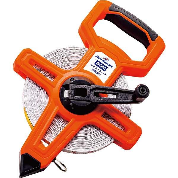 ■商品説明グランドのフィールド区画線を正確に簡単にライン引きができます。計測表示は表がメートル、裏がフィートなので使用幅も広がります。シリーズで30M、50M、100Mの3種類がラインナップ！■素材本体/ABS樹脂、グリップ/ラバー、テープ...