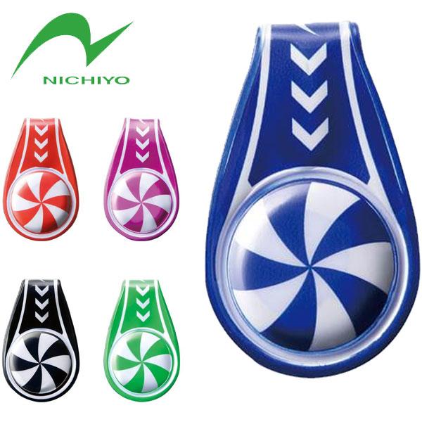 強力磁石で挟むので、様々な場所に装着可能。人気のソフトマーカーホルダーにニコニコデザインが新たに登場！