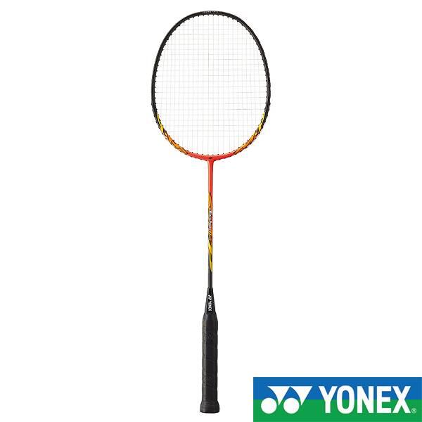 安全性を高めた軽量ラケット。分離しにくいシャフト設計。メンズ・ユニセックス ●素材【フレーム】アルミニウム【シャフト】カーボン＋ナイロン●サイズ3U5●カラー(005)オレンジ●仕様●推奨張力:16~20lbs●付属品専用ケース●生産国中国...