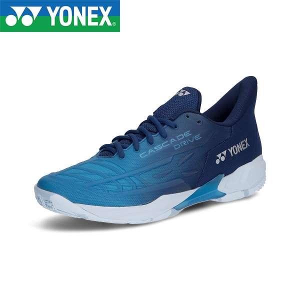 日本バドミントン協会審査合格品 ●素材アッパー/合成繊維、ミッドソール/合成樹脂、アウトソール/ゴム底●サイズ22.0〜29.0cm●カラー(525)クリアーブルー●仕様●付属品●生産国中国製■　こちらの商品はメーカーお取り寄せ商品です。■...