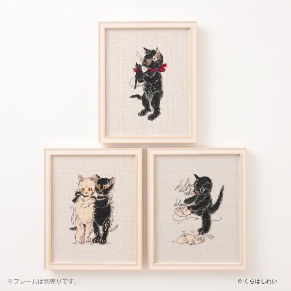 くらはしれいさんのイラストがクロスステッチキットになりました。細やかな表情や柔らかな毛並みまで丁寧に表現された図案は、まるで絵本の1ページのよう。刺繍布、糸、針、図案と説明書がセットになっているので、すぐに始めることができ、おうち時間の趣味...