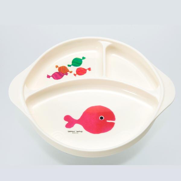 人気絵本『きんぎょがにげた』のキュートなデザインのランチプレートです。軽くて丈夫、落としても割れないプラスチック製のランチプレートはお食事タイムの定番アイテムです。自分で食べることをはじめた小さなお子さまにピッタリのかわいいランチプレート。...