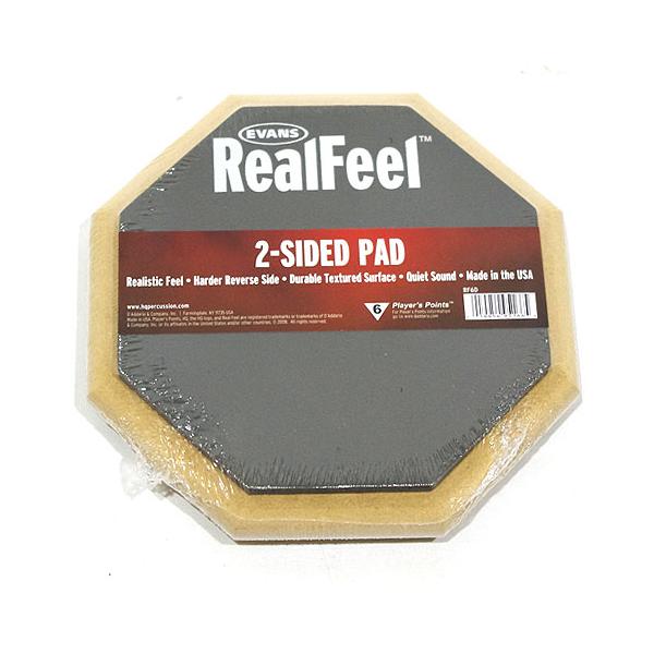 6”のダブルサイド・パッド。リアルなリバウンドの得られる自然なタッチのラバー面とトレーニングのための硬いレスポンスのネオプレンの2面から用途に応じて使い分けが可能です。※ネオプレンはデュポン社の登録商標です。サイズ：6インチ