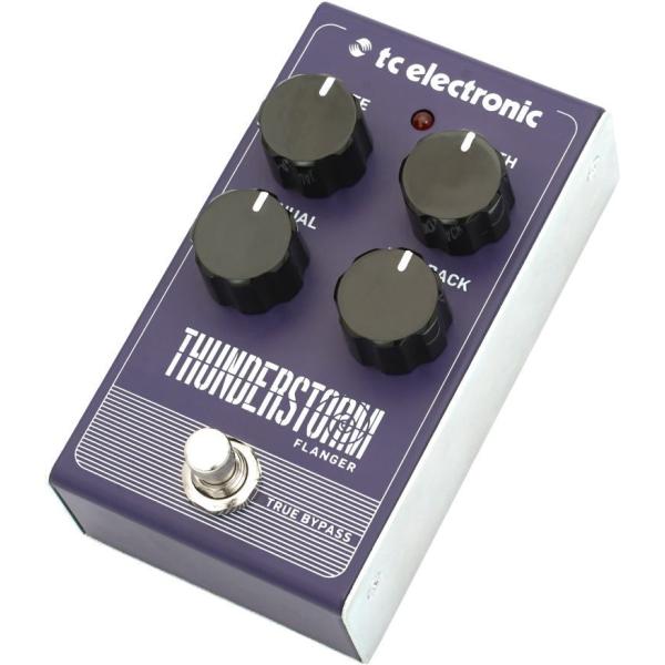 Thunderstorm Flanger（サンダーストーム・フランジャー）はアナログBBD回路を搭載したアナログ・フランジャー・ペダルです。テープ・スウィープやコーラス・エフェクトのような繊細な揺らぎからジェット機のような強烈な効果まで演出...