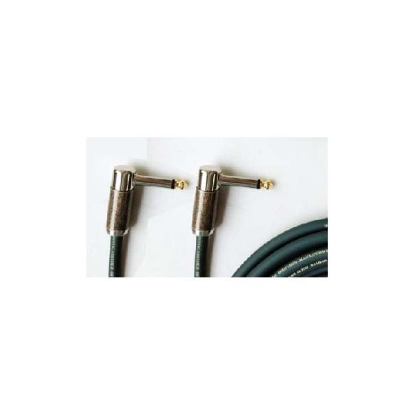 スタジオシリーズは、0.08mmという極細のOFC線（無酸素銅）を150本束ねて芯線としており、太い音像の伝達を可能としながらも非常に柔軟で取り回しが楽に行なえます。