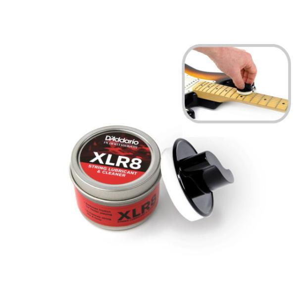 PW-XL8-01ギター・ベース弦潤滑剤＆クリーナーは、簡単な 手入れでスムーズなプレイを可能にし、弦の劣化を防いでくれます。写 真のように弦を付属の塗布器で上下に擦るだけで、弦の摩擦抵抗を抑え フィンガーノイズを減らし、また弦本来のトーン...