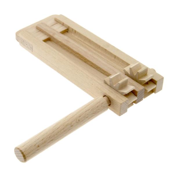 SOUND KING木製の歯車が回転するたびに、軽快で力強い「ガラガラ」という音を響かせるダブル・ラチェット。ハンドルを持って振り回すだけで大きい音量を出すことができるパーカッションです。左右どちらにも振ることができます。サイズ：16.0 ...