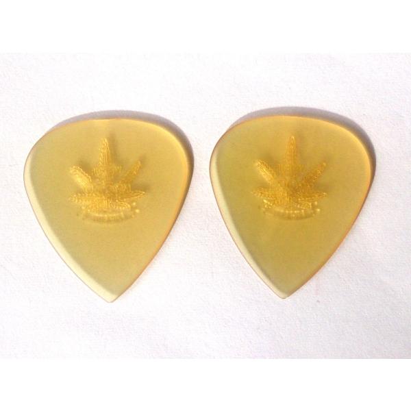 ピックボーイ　ハイモジュラス　P.E.I Pick形状：ティアドロップ(GP-33R型)材質：P.E.I厚さ：0.75mm,1.00mm発売休止以来、多くの再発売のご要望があったＰＥＩピック。弾き心地は鼈甲に近く、人間の爪に近い素材と言われ...