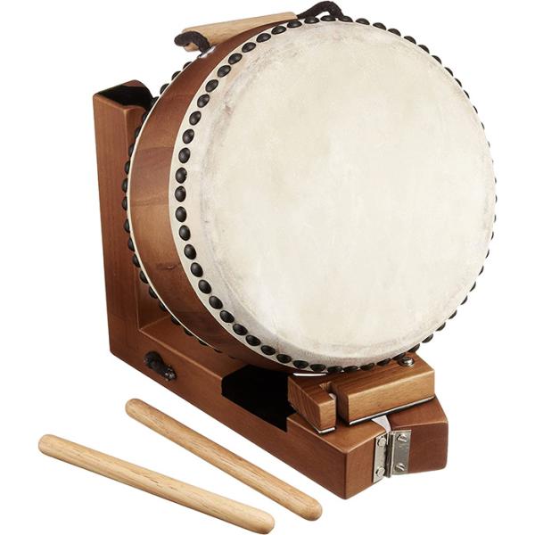 キッズパーカッション わだいこスタンド付 KP-1200/JD厳選された木材に楽器用として製作された牛革を使用し、お子様でも手軽に叩けるサイズで丁寧に手作りされました。この商品について素材:ラバーウッド(太鼓・台座・バチ)、牛革(打面)寸法...