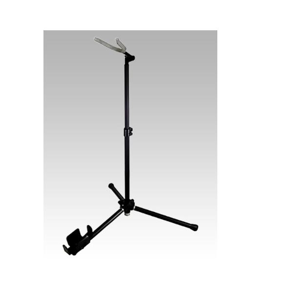 アルミパイプ製楽器接触部レジン製ホース（耐熱・耐油性があり、キーオイル等によるホースのベタつきがありませんから楽器本体に影響を及ぼしません）下部：ビニールコーディング底部：フエルト貼り