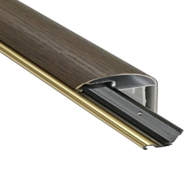 フレームと作品の間を飾るアクセント、CDシリーズのオプション仕様です。無骨になりがちな仮縁に、確かなメリハリをもたらします。お好みのCDシリーズをゴールドの面金付きでご用意いたします。Dタイプはあくまでも縁飾りのアクセントになります。前面カ...