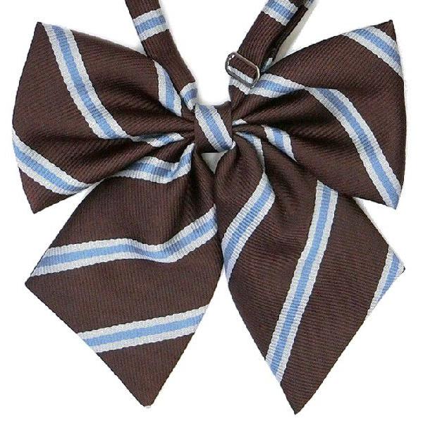 CandySugar(キャンディシュガー）チョコレートみたいな茶色ベースに白とサックスのストライプのスクールリボン★ストラップは長めなので衿周りが小さい場合や、第一ボタンを留めて着用する場合には少しつまんで縮めてください。★★当社取扱いのセ...