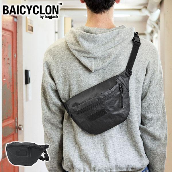 プロスペックな安心感定番のウエストバッグ都会的な機能美を追求したBAICYCLON by bagjackの定番ウエストバッグ。中身を確認しやすいメッシュポケットや、背面の貴重品などを入れるファスナーポケットなど、便利な機能が搭載されています...