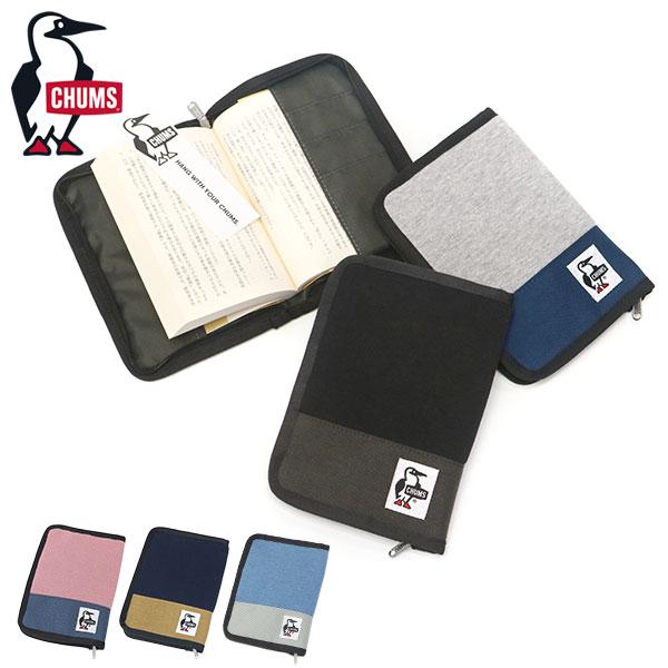 使い方自由自在便利なブックカバーファスナーで周りをぐるりと閉じられて、大切な本や手帳の持ち運びに便利なブックカバー。カラー展開：Black×Charcoal(K018)、H-Gray×BasicNavy(G019)、DustyPink×In...