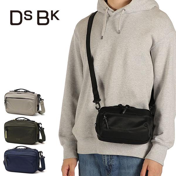 小さくても頼れる全天候対応ショルダー超耐久撥水加工「ダントツ撥水」を施した高密度ナイロンツイル素材を使用したスクエア型ミニショルダーバッグ。抜群の水切れ性と耐久性で、撥水機能が長続きします。カラー展開：BLACK(BLK)、GRAY(GRY...