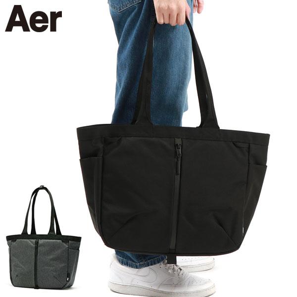 シティライフの為にデザインされたデイリーユースに欠かせないトートバッグ「City Tote」。クラシックでありながら洗練されたシルエットで、スマートかつ機能的な内装が特徴です。素材＜表地＞ブラック(AER21058)：1680Dコーデュラバ...