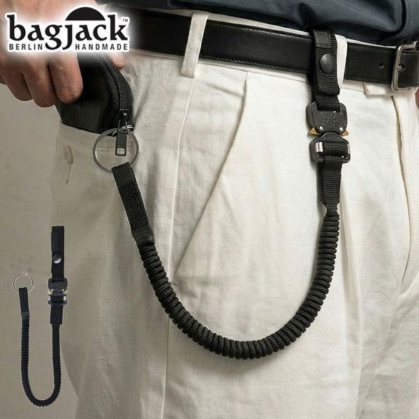 本格パーツを備えた無骨な佇まいドイツ・ベルリンで熟練の職人が手がけるブランド『Bagjack』のウォレットコード。レスキュー部隊や軍で用いられる優れた耐久性のコブラバックルを採用し、鍵や財布などの貴重品を確実に守ります。ワンタッチで簡単に着...