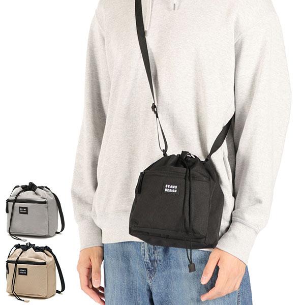 街にも旅にも似合う無駄のないデザイン100％リサイクル素材を使用したエコなシリーズから登場した、軽量でコンパクトな巾着型ショルダーバッグです。弱撥水素材で急な天候の変化にも安心です。ミニサイズながら、必要な荷物を収納できる5Ｌ容量で、ちょっ...