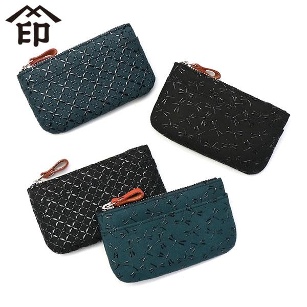 伝統模様をあしらった、風格漂う大人の雰囲気に遊び心が光る印伝の新ライン『HISOCA』のコインケース。素材＜表地＞鹿革、漆＜裏地＞レーヨンサイズ＜本体＞幅 約 110×高さ 約 65×マチ 約 13(mm)※サイズ・重量は当店計測値となりま...