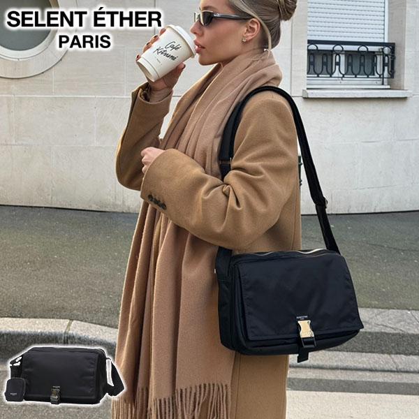 シックで洗練された大人スタイルシンプルでシックなデザインに抜群の収納力まで加えたショルダーバッグ。デイリーにはもちろん、旅行やレジャーにもピッタリです。カジュアルにもスタイリッシュにも決まる洗練されたデザインとなっています。カラー展開：＜本...