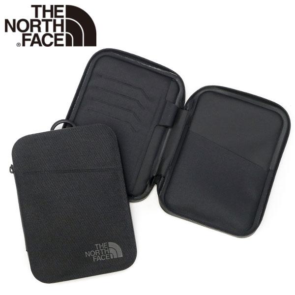 旅先で活躍するパスポートケース糸による縫製をせずに、溶着のウェルディング技術で美しく仕上げたパスポートケースです。素材には、環境に配慮したリサイクルポリエステルを使用。飽きのこないシンプルなデザインでユニセックスでお使いいただける仕上がりと...