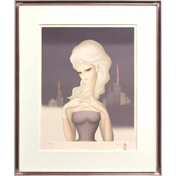 本作は、画伯の真骨頂ともいえる、柔らかな曲線で描かれた優美な女性像と、背景に配された幻想的な城のコントラストが美しい名作です。本作品には、東郷青児画伯のご令嬢であり、画家としても活躍された東郷たまみ氏による直筆サインと朱印が施されています。...