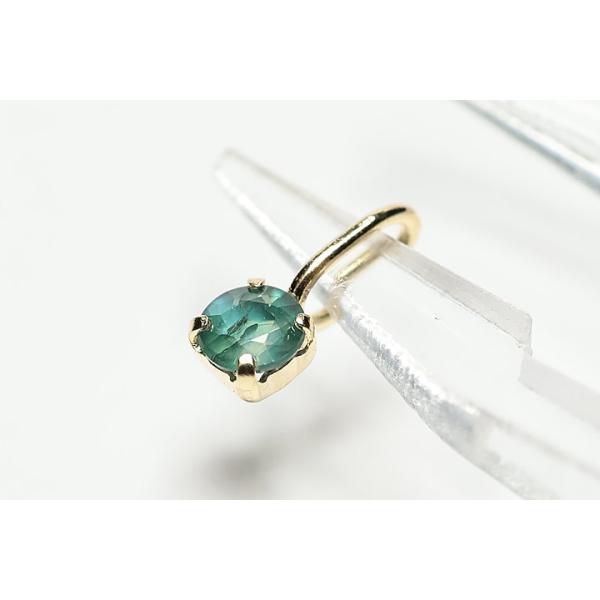 トップ部分:0.23×0.23×0.18cm 0.04ct"こちらはブラジル産アレキサンドライトのペンダントトップになります。白熱灯などの温かみのある光に当てると赤にカラーチェンジします。金具はK18です。※3枚目画像が実際のカラーチェンジ...
