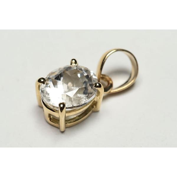 トップ部分:約0.6×0.5×0.4cm　0.74ct　当店大人気のフェナカイトのペンダントトップが入荷致しました!もちろん、ペンダント一つ、一つ、研磨の達人の職人が丁寧に仕上げ、そして金具も18金を使いまして完成させました。価格面でも相当...