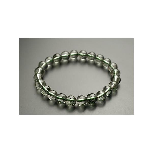 サイズ 手首周り約14.5cm7.5mm玉×24個太く力強いグリーンルチルがインクルードされています。水晶の透明度も高く、グレードは5Aとなっています。5Aグレードは当店初の取扱ですが、正直ここまで素晴らしいとは思っていませんでした。