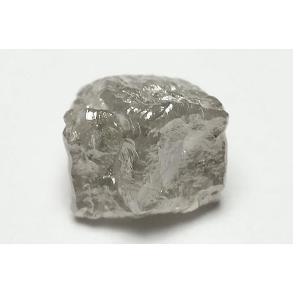 1.17ct　結晶最大幅:5.4mm　強い輝きを持つ主に立法体結晶のダイヤモンド原石です。八面体のものよりさらにお手頃価格にて販売させていただきます。コンゴ産