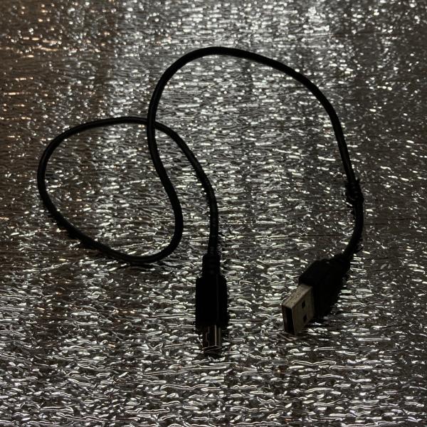 ご覧いただきありがとうございます。【 商品情報 】Space Shuttle-D USBプリンターケーブルです。コードに avm e101344 style 2725 vw-1 80℃ 30v space shuttle-d csa LL8...