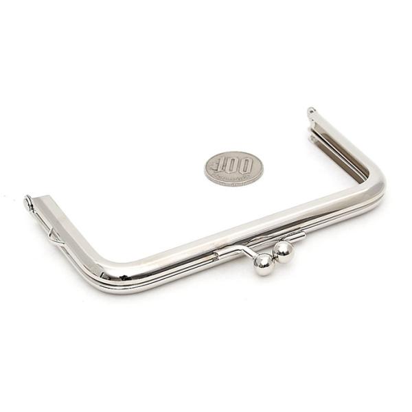 大人気商品復刻！シルバー再入荷しました♪とても使いやすい人気商品ですので、この機会にぜひご利用頂けますと幸いです。カードケースにおすすめのサイズですが、その他にも色々な作品にお使い頂けます♪-----※レシピや型紙、紙ひも等の付属品はござい...