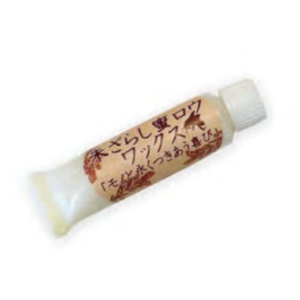 心地よさは自らの手を使ったお手入れから。丁寧に処理された未ざらし蜜ロウと高品質エゴマ油を使用したワックスです。トーンウッドと呼ばれサウンドに大きな影響を与える木材。特に指板は塗装を施されていない無垢な状態の為、乾燥や汚れから大切な楽器が悪影...