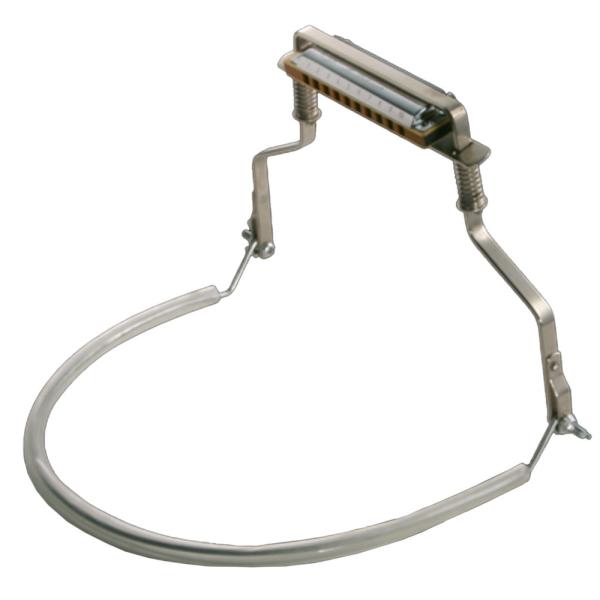 １０穴タイプのハーモニカにマッチした首に掛けて演奏するためのホルダーです。