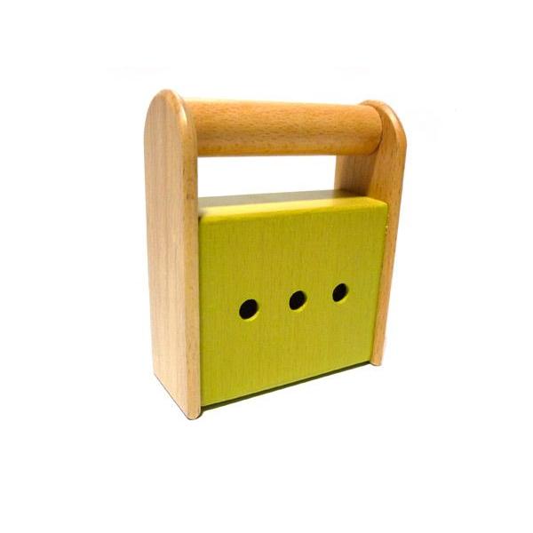 手に、金属のシンバルが当たらないよう、全体を薄い木の板で 覆いました。 “シャンシャン”という音色もやわらかく、平らな所を叩くと “ポンポン”と木の温かな音に心がなごみます。※一点、一点手作りのため、木目、色見、デザインが写真と多少異なりま...