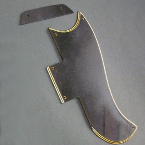 オリジナルから型取りしたピックガードとテノンのセットです。60年代初期の個体に適合します。熟練した職人によるレリック仕様。