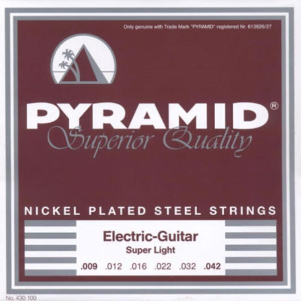 "PYRAMID Electric Guitar Nickel Plated Steel Strings" ブライトなトーンとロングライフが自慢の、エレクトリックギター専用ゲージセットです。スチール材の表面に薄くニッケル層を重ねる事によって...