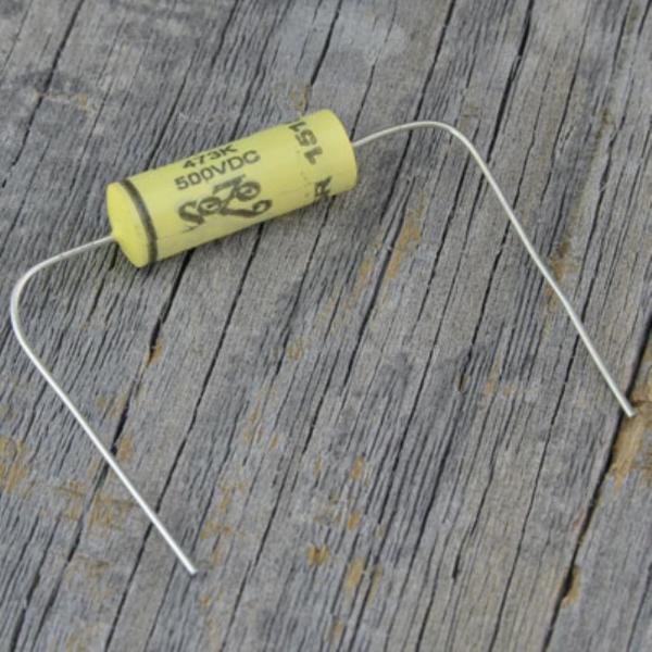 (Sozo NextGen Yellow Mustard Vintage)SoZo社最新のチューブアンプ用キャパシタは、LAの最高のチューブアンプ設計者たちの手によって徹底的にテストされた製品群です。Vintage機材の仕様に忠実に合わせら...