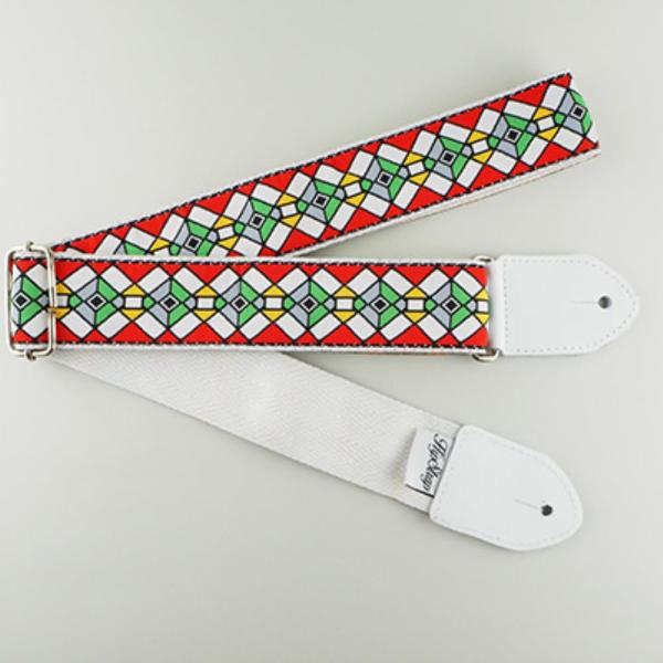 ヴィンテージテイストのジャガード織りの表生地、メタルパーツ、本革のスモールタブ、Dupont製のナイロンバックといった70年代当時のミュージシャン達が愛用していたスペックを再現しました。エレキギター、ベースのみならず、アコースティックギター...