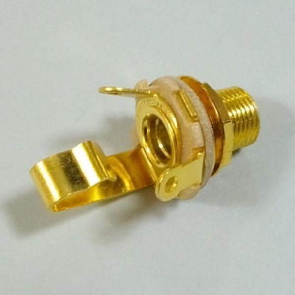 大定番のモノラル・ジャックのゴールドメッキ仕様です（ボディー直付用）。Made in U.S.A.