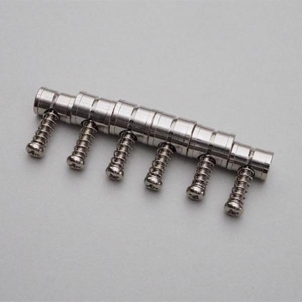 スタンダードなタイプのムスタング用サドル・セットです。FENDER USA、JAPANともに適合します。Made in Japan