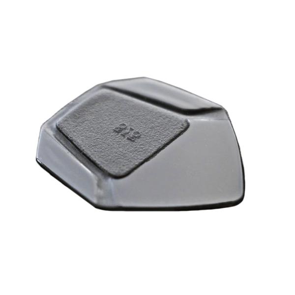 1/100mmの精度を追求する 妥協を許さないジャーマンテクノロジーがギターピックを変えた!ギタープレイやサウンドにも革新をもたらす先進的ギターピック日本上陸！2.4ｍｍと肉厚なホールドエリアとピックの形状により、低音のアクセント、クリアな...