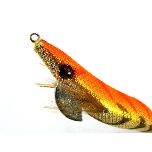 ラトル音とダートでイカに強烈アピール！ロッドアクションがダイレクトに伝わるアイ。水切れの良いシンカー。フッキング良くバレにくいフック。リアルアイを搭載。